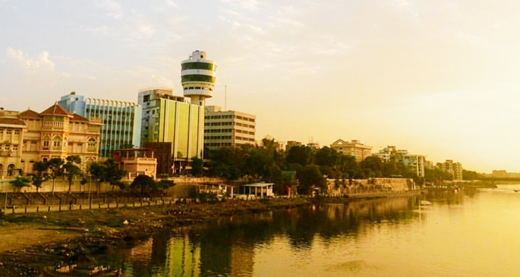 Tapi River Front Surat (Entry Fee, Timings, Images & Location) - Surat ...