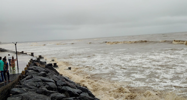 Tithal Beach Surat (Location, Activities, Night Life, Images, Facts ...